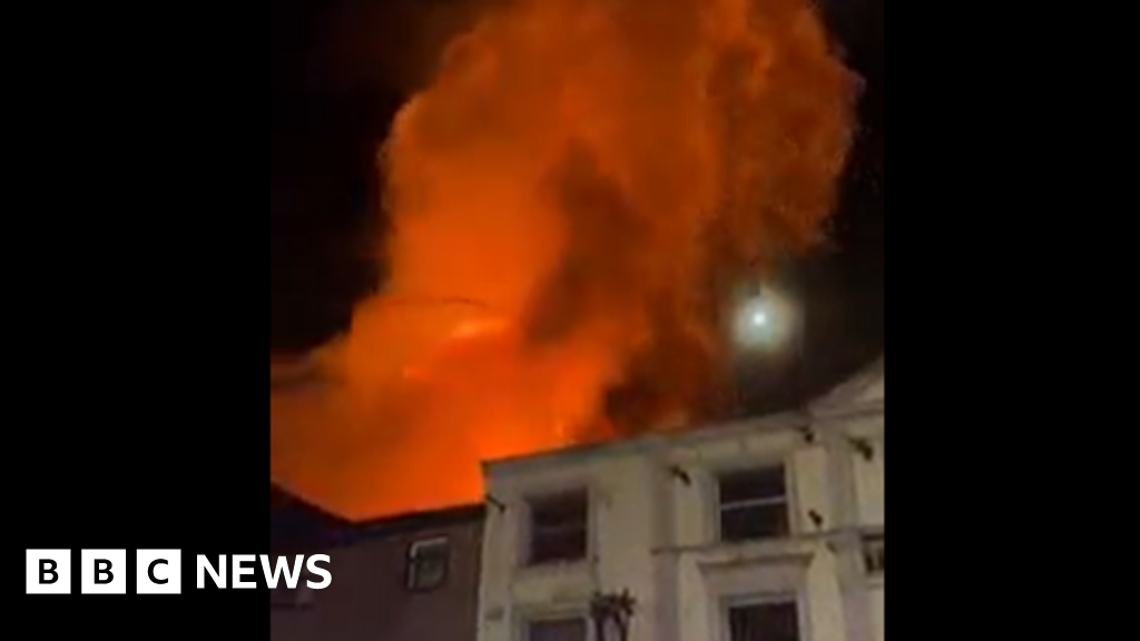 Preston fire crews tackle blaze at derelict city-centre building - BBC News