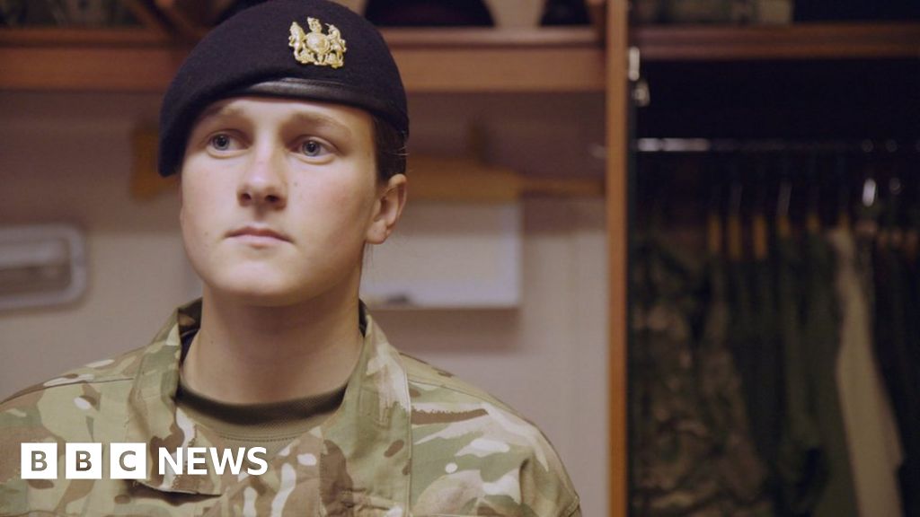 British Army instructors are told to stop swearing at new recruits ...