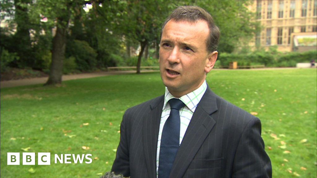 Alun Cairns: New trains to Swansea sooner with technology - BBC News