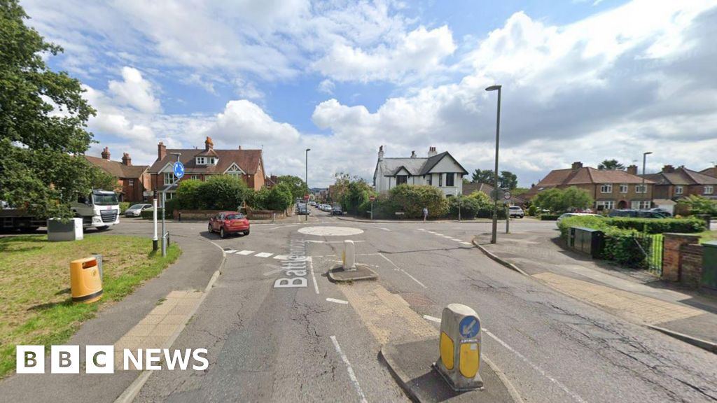 Merstham: Renewed police appeal after crash driver dies