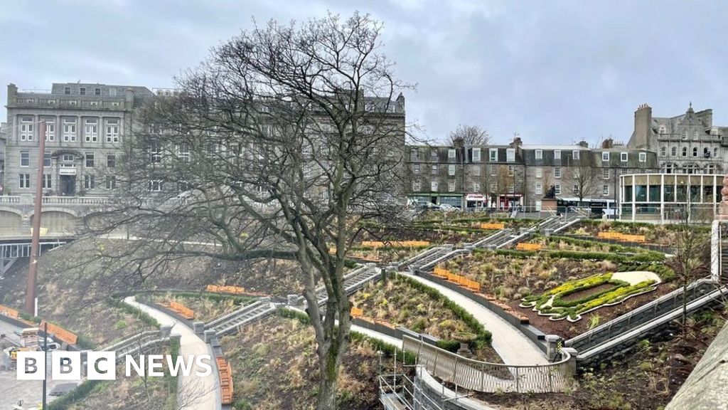 Aberdeen's Union Terrace Gardens set to re-open before Christmas - BBC News