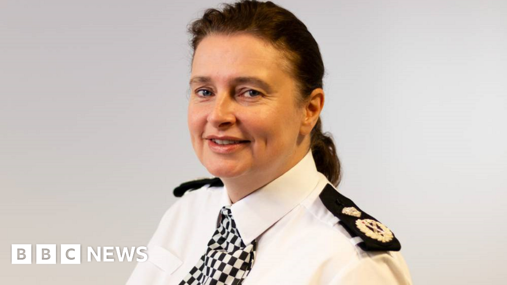 Staffordshire Police recruits show greater diversity