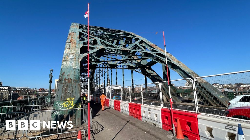 Tyne Bridge funding rubber-stamped to aid centenary restoration