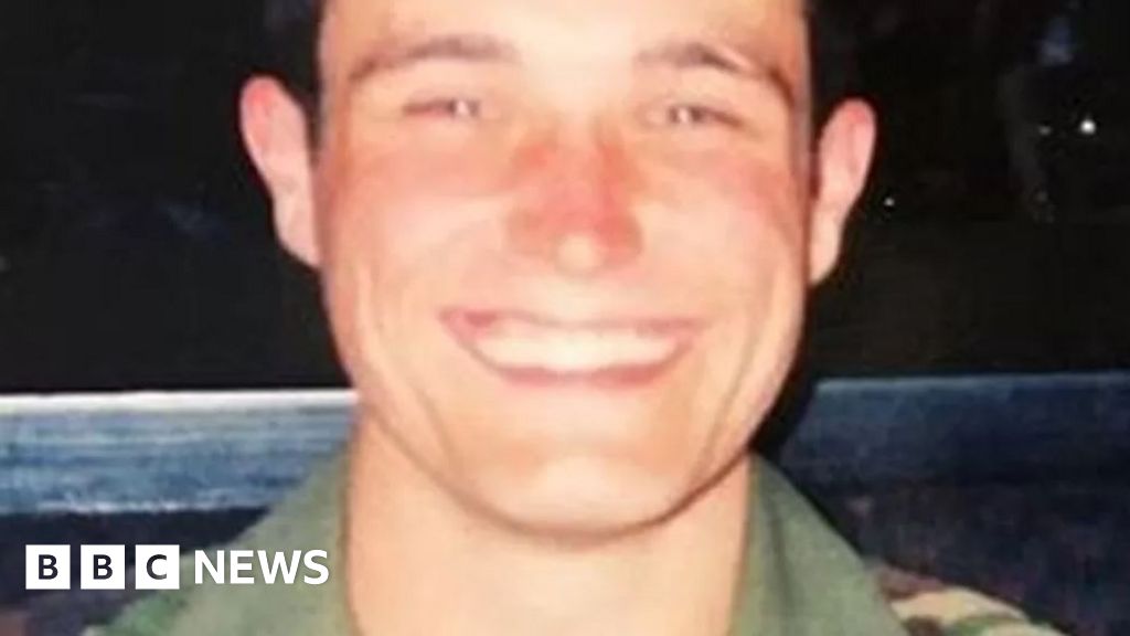 Kevin Caster death: Woman charged with man's murder - BBC News