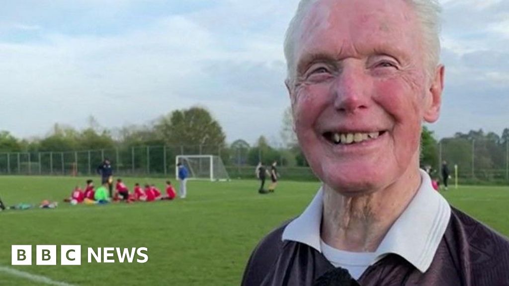 Meet 85-year-old referee from Cumbria with no plans of stopping - BBC News