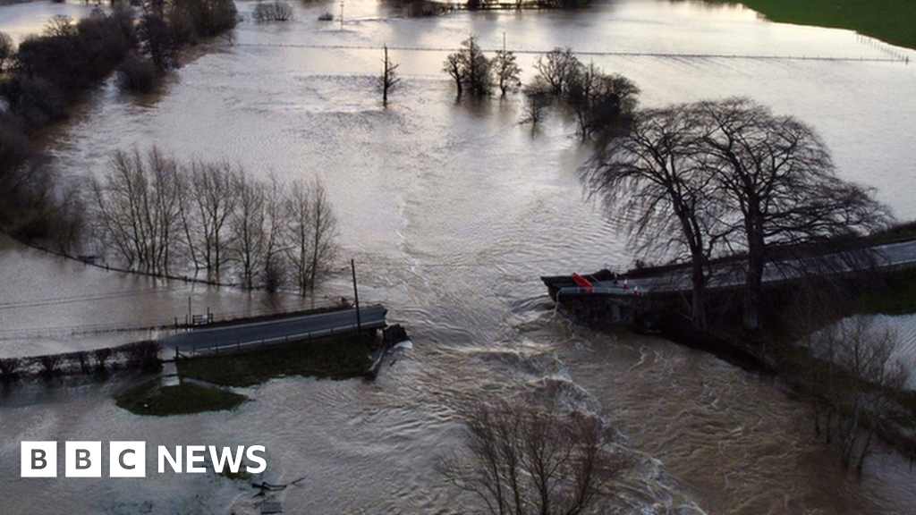 Llanerch Bridge replacement plan agreed but £7m needed - BBC News