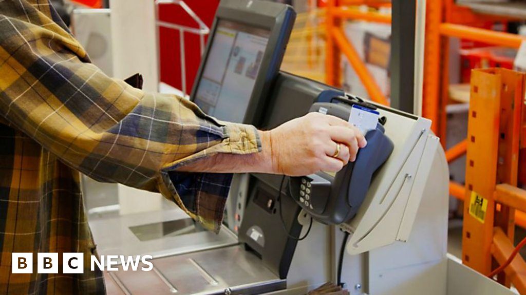 Self scanning in supermarkets significantly increases theft - BBC News