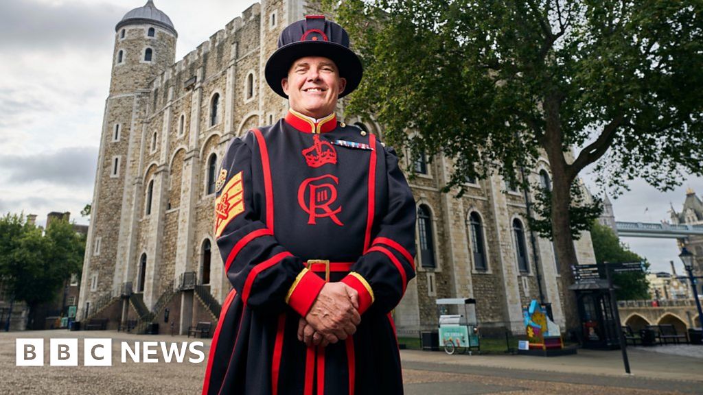 Tower of London: 'My first day as Chief Yeoman Warder' - BBC News