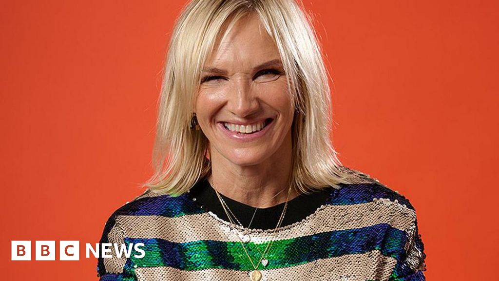 Jo Whiley to present BBC Radio 2 show from The Ferret in Preston - BBC News