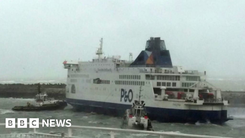 Passenger ferry runs aground on sandbank in Calais in storm - BBC News