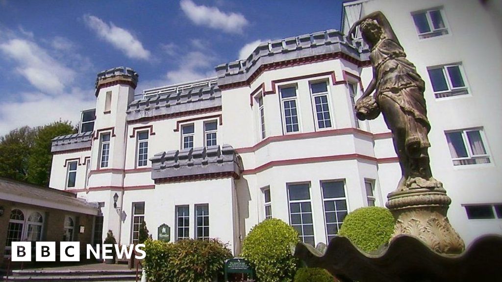Stradey Park: Scrapped Llanelli asylum venue to reopen as hotel - BBC News