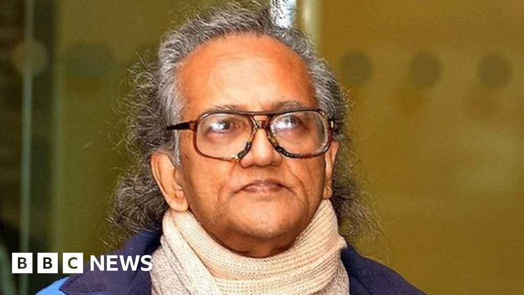 Cult leader 'imprisoned daughter for 30 years' - BBC News
