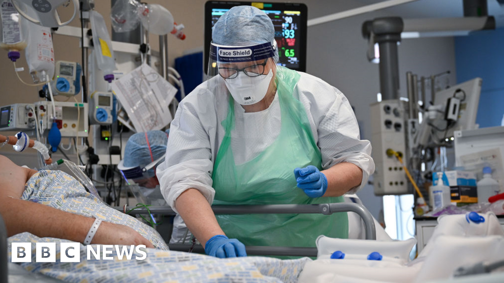 Health board issues 'cry for help' over Covid-hit staffing