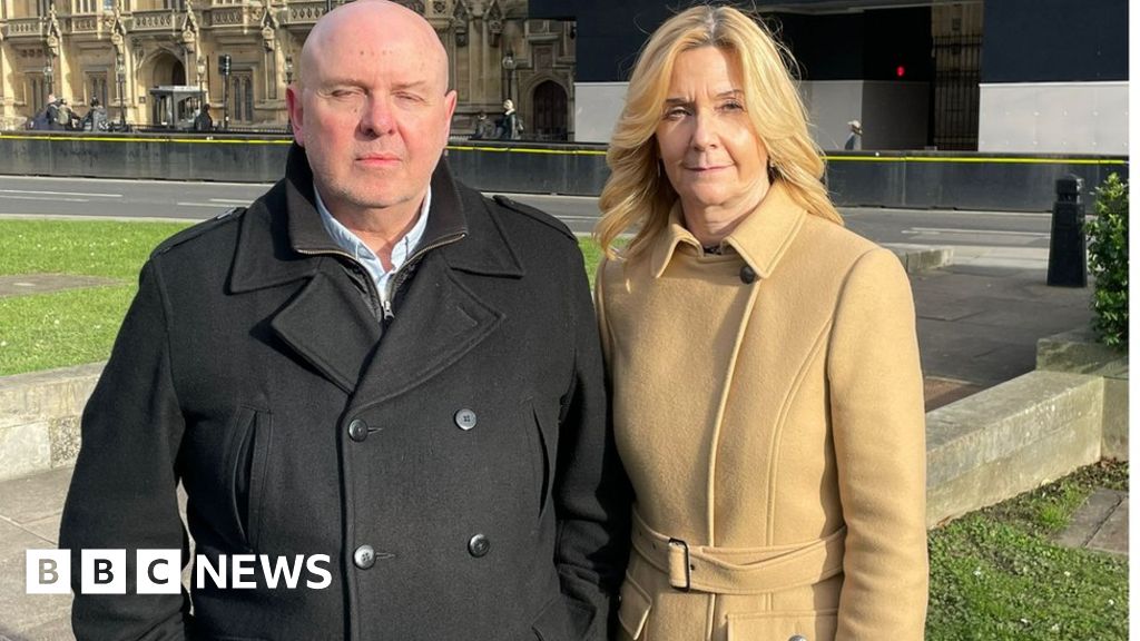 Newport Wafer Fab: Staff warn sale delays could risk jobs