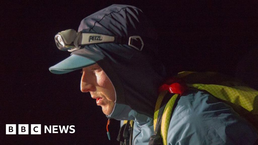 Polish runner sets new time for gruelling Cape Wrath Trail - BBC News