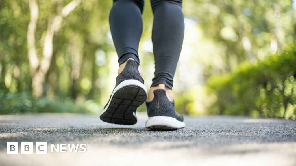 Worcester walking and cycling link plans backed - BBC News