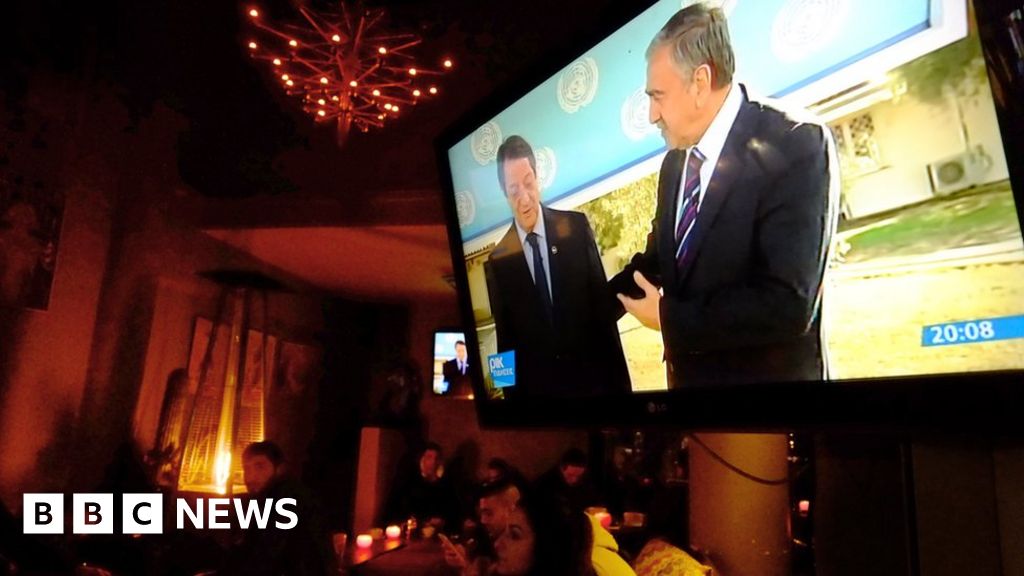 Cyprus leaders in joint TV address - BBC News