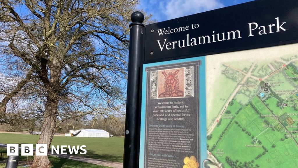 Filming set to begin in St Albans Verulamium park - BBC News