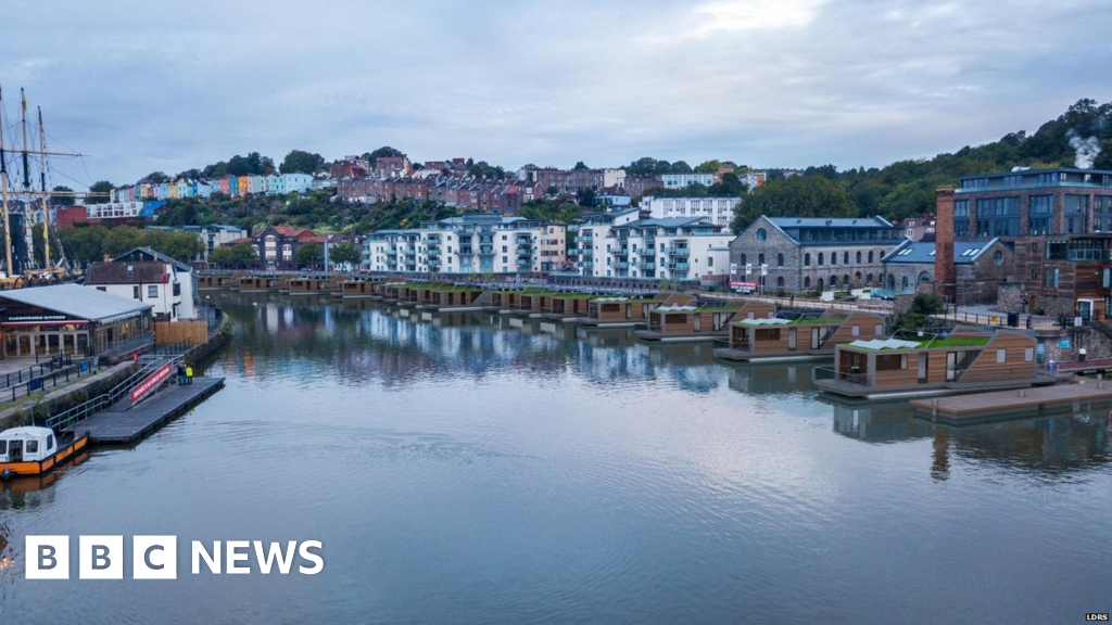 No plans for Bristol harbour floating homes say council - BBC News