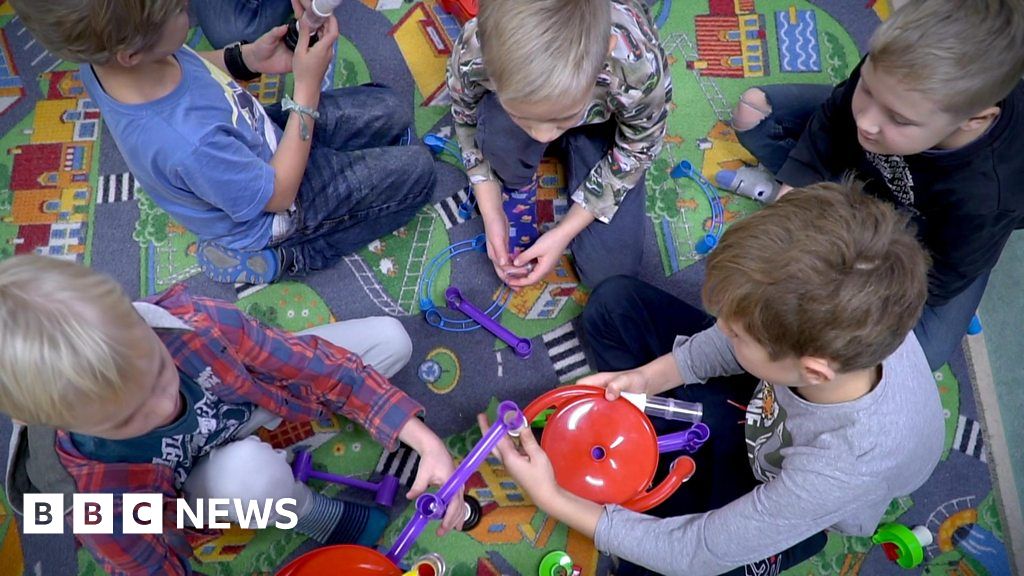 Why do Estonian children start school at seven years old? - BBC News