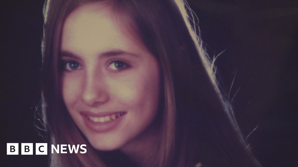 Lindsay's rape trial ordeal 'could happen again' - BBC News