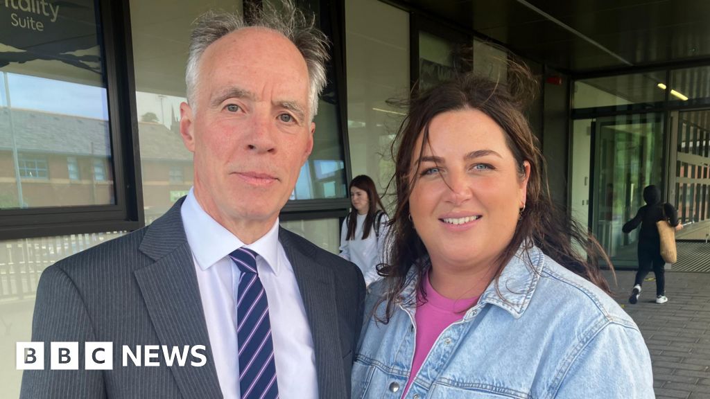 Downpatrick flooding: Businesses 'underwhelmed' by draft report - BBC News