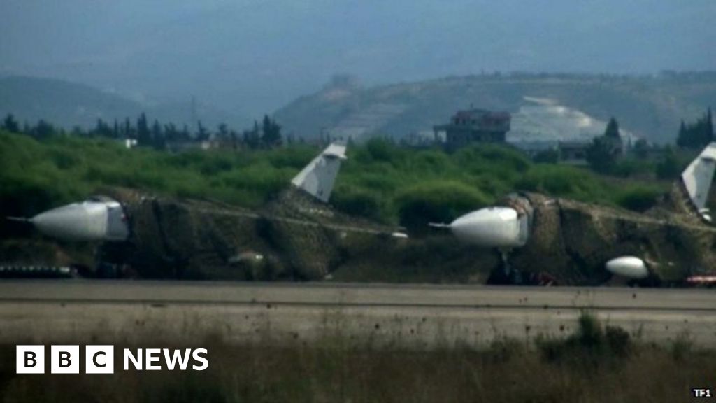 Russia launches Syria air strikes - BBC News