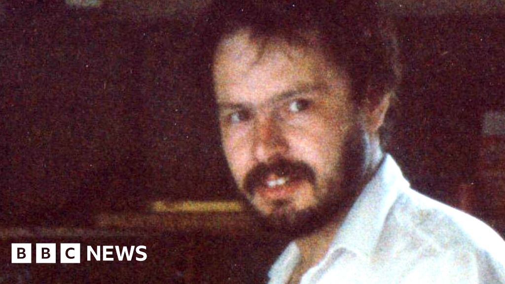 Daniel Morgan killing: Family agrees Met Police settlement - BBC News