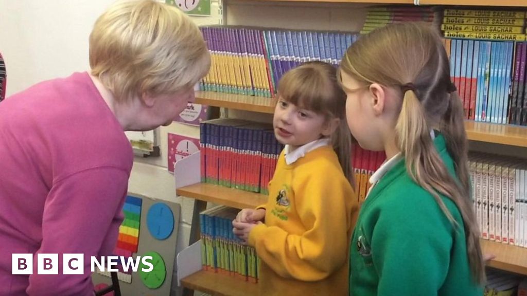 Ormsgill school children help tackle loneliness