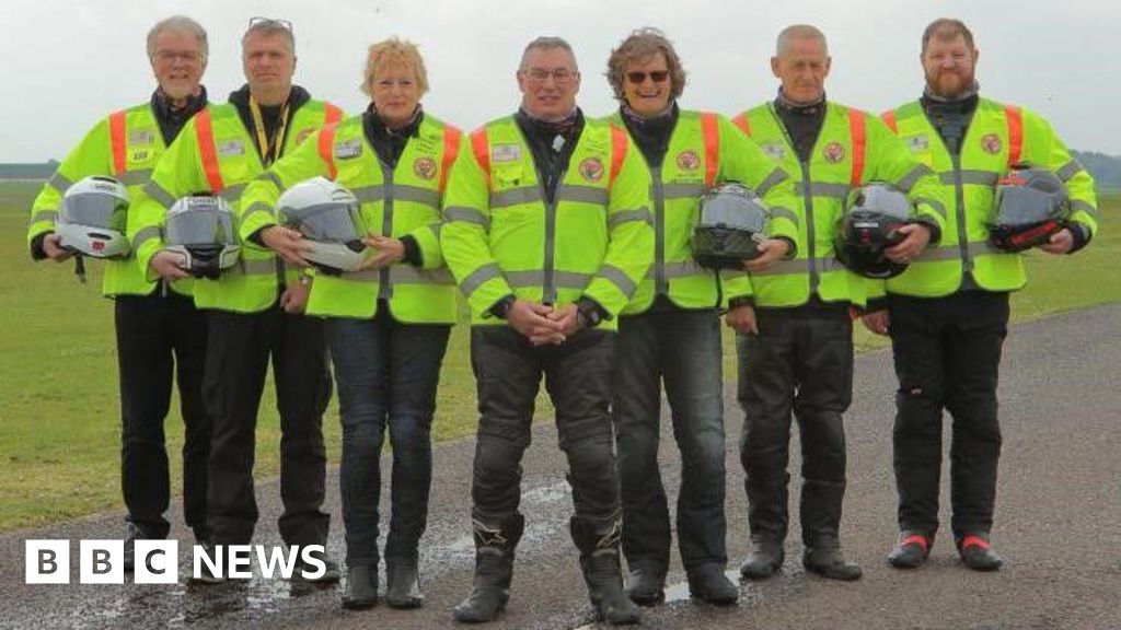 Volunteer blood bikers prepare for 20,000th life saving delivery - BBC News