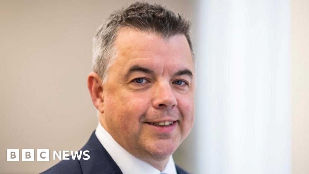 Scottish Financial Enterprise selects new chairman - BBC News