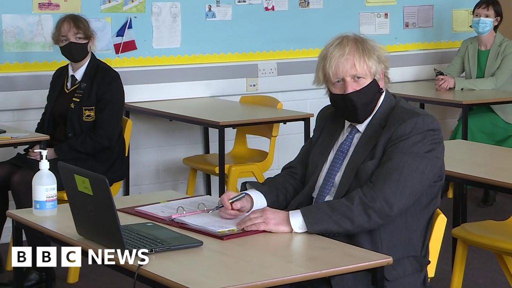 Boris Johnson on moving from journalism to politics - BBC News