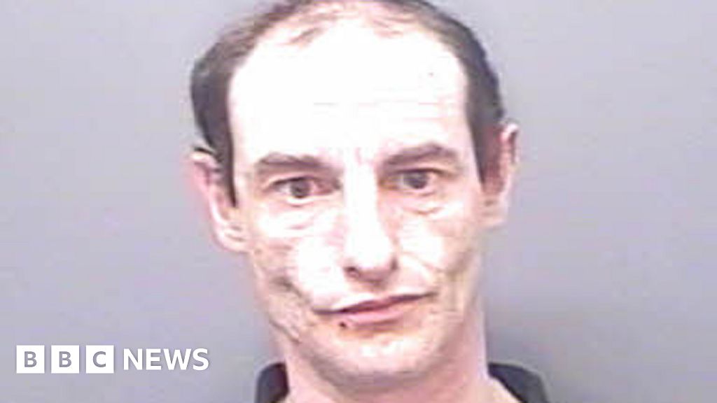 Hull man jailed for sexual abuse of children - BBC News