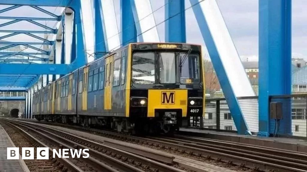 Metro: Disruption on Sunderland line due to power cable damage