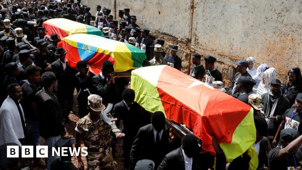 Abiy Ahmed's reforms in Ethiopia lift the lid on ethnic tensions - BBC News
