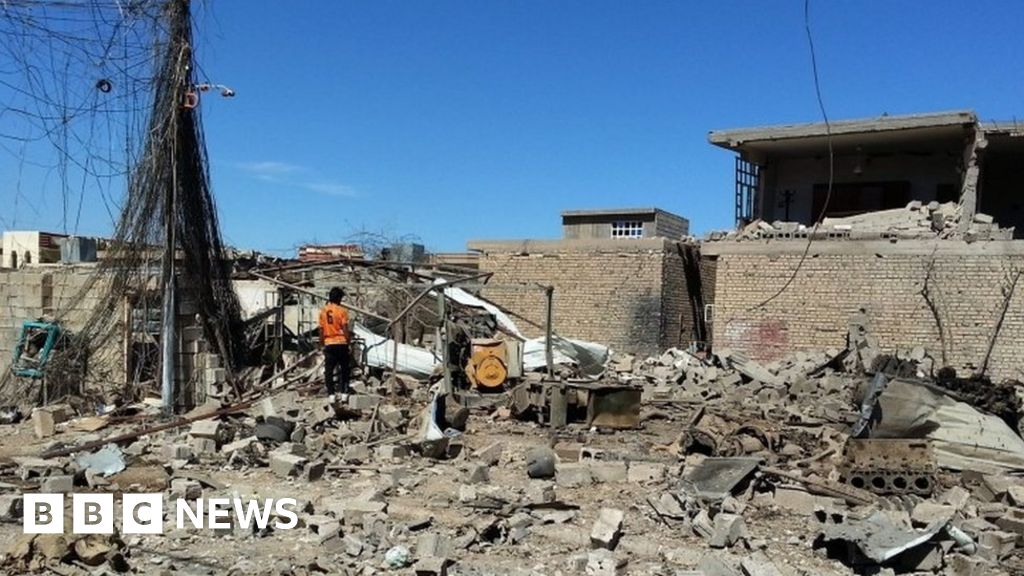 Iraq: UN fears hunger in besieged Iraqi city of Falluja - BBC News