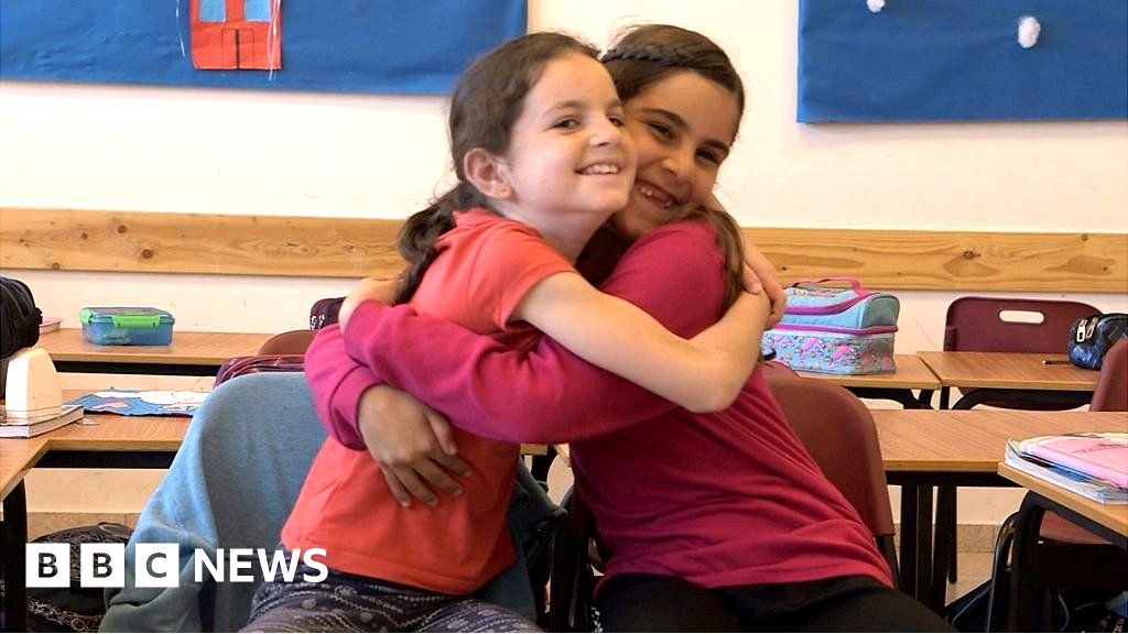 Crossing Divides: Israeli school for both Jews and Arabs