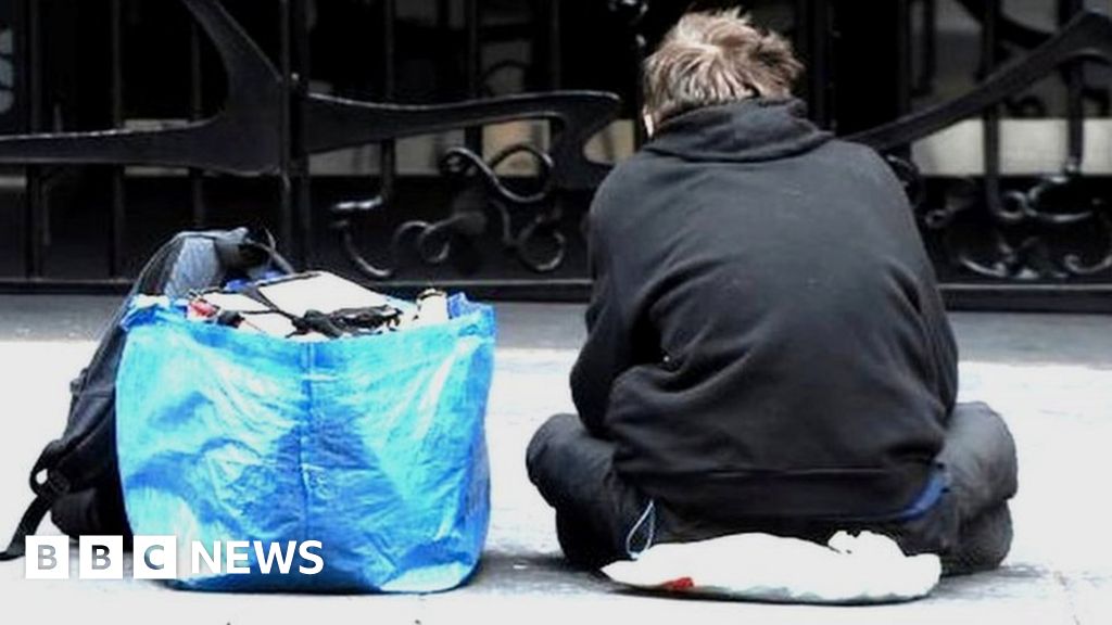 More people in homelessness struggle after Covid, says charity - BBC News