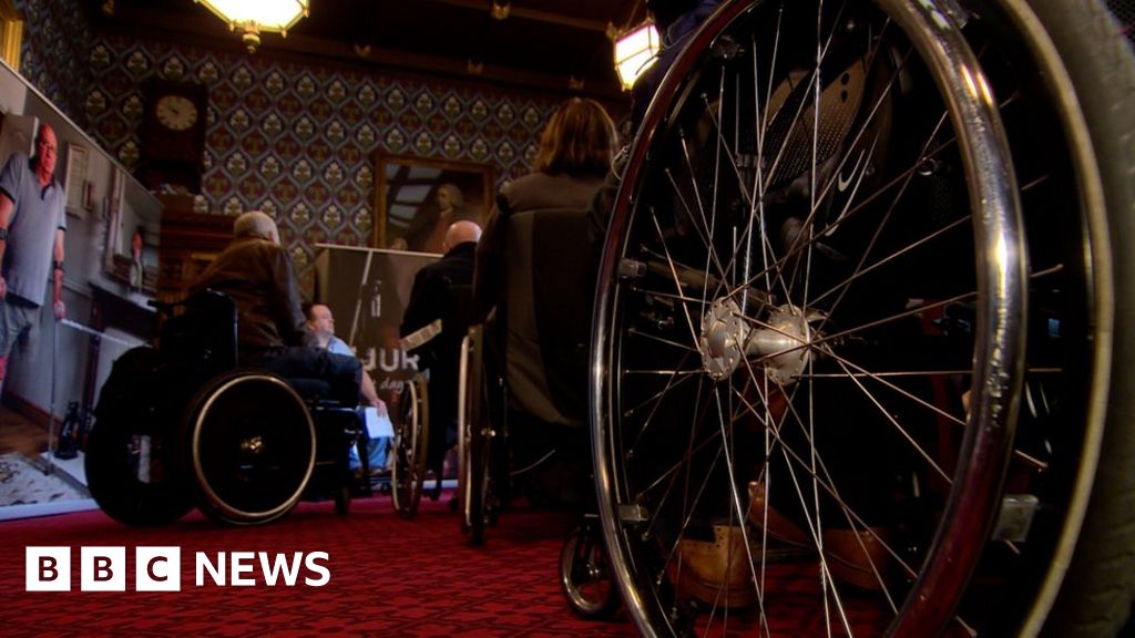 Troubles pensions scheme opens for applications - BBC News