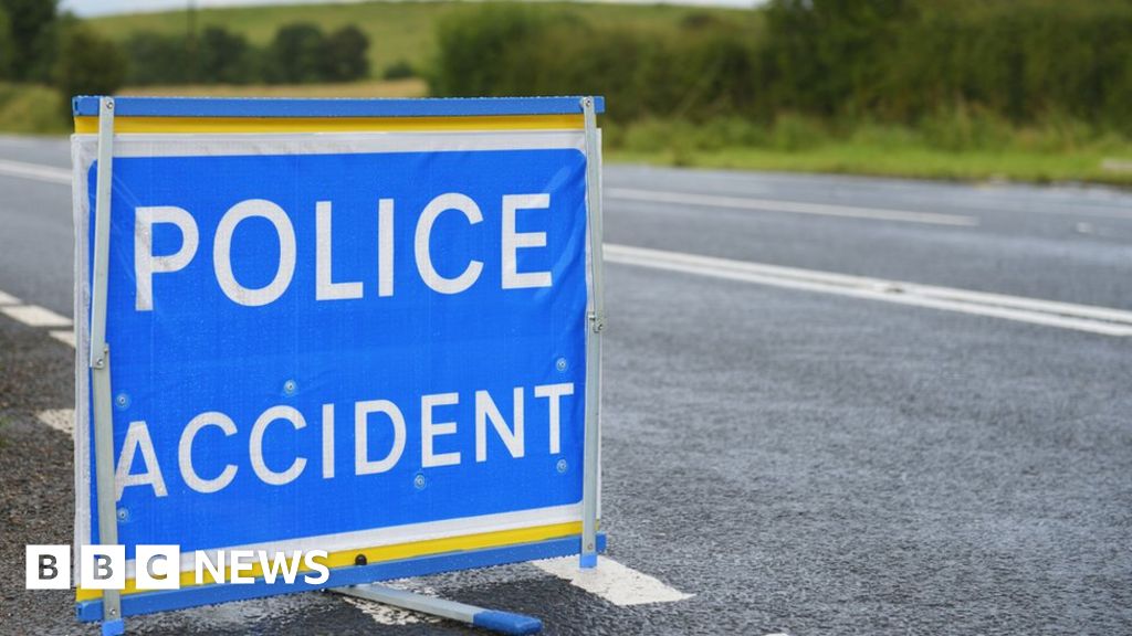 Man dies as car and lorry crash on A90 near Ellon - BBC News
