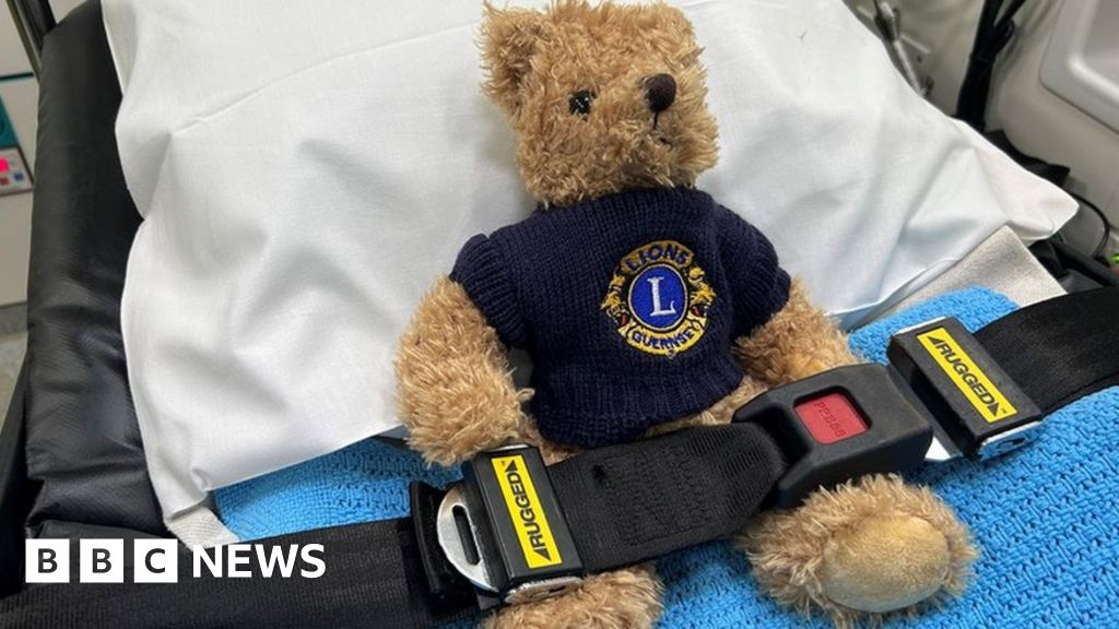 Guernsey ambulance service receives 50 donated teddy bears