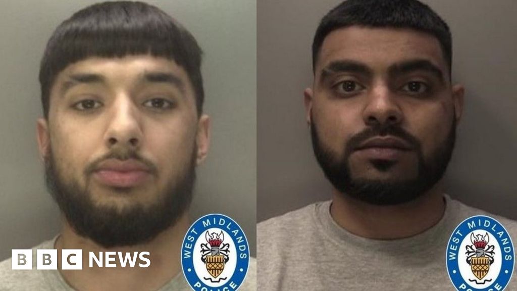 Murderers who shot Dudley taxi driver in family feud jailed - BBC News