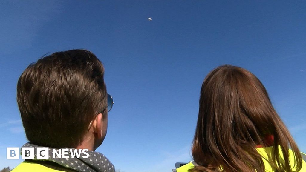BBC reporter learns to fly a drone with former RAF pilot - BBC News