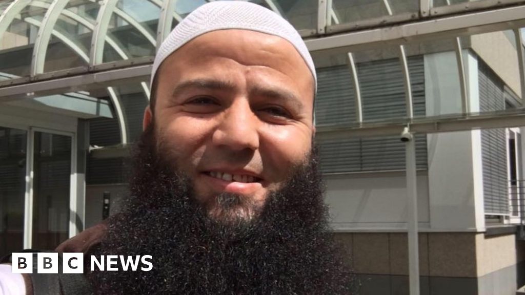 Birmingham-based imam can be extradited to Spain - BBC News