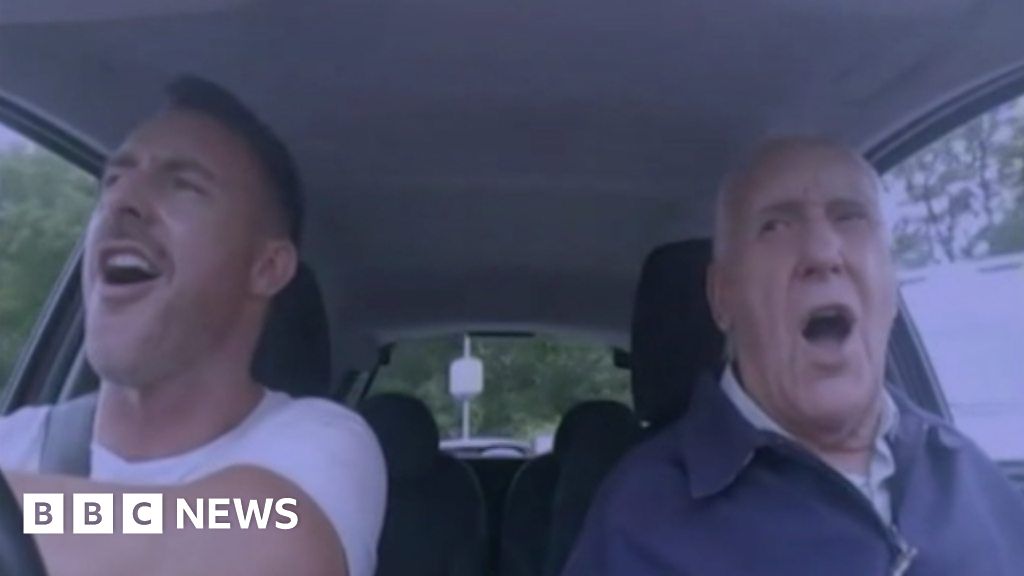 Carpool karaoke stars release book about dementia struggle - BBC News