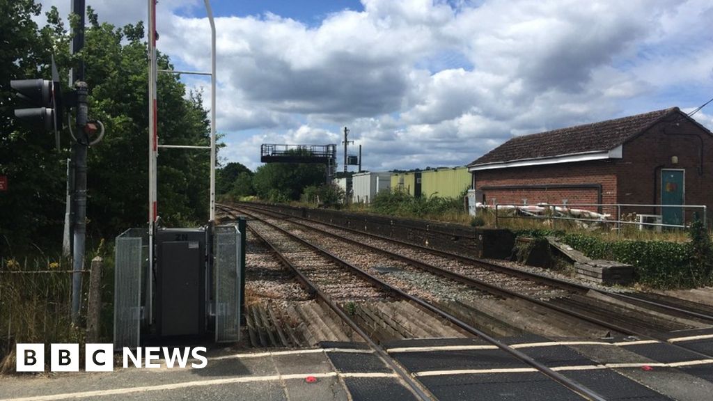 No plans to reopen Chard Junction station, says council