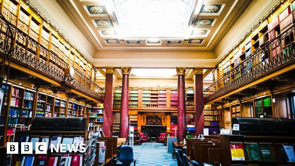 Law Society fire: Historic library avoids serious damage - BBC News