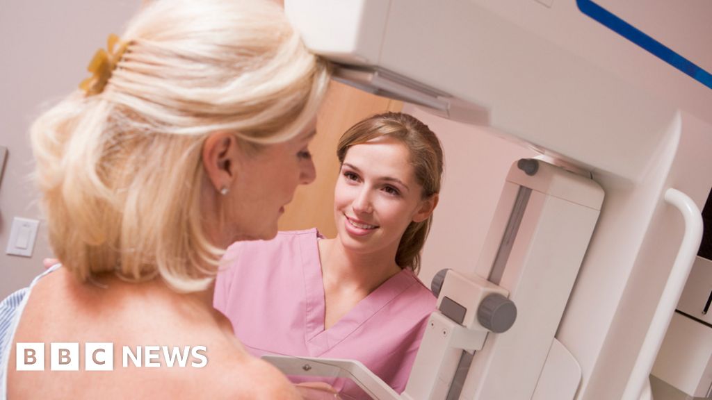 Welsh breast cancer screening 'did not suffer IT failings' - BBC News