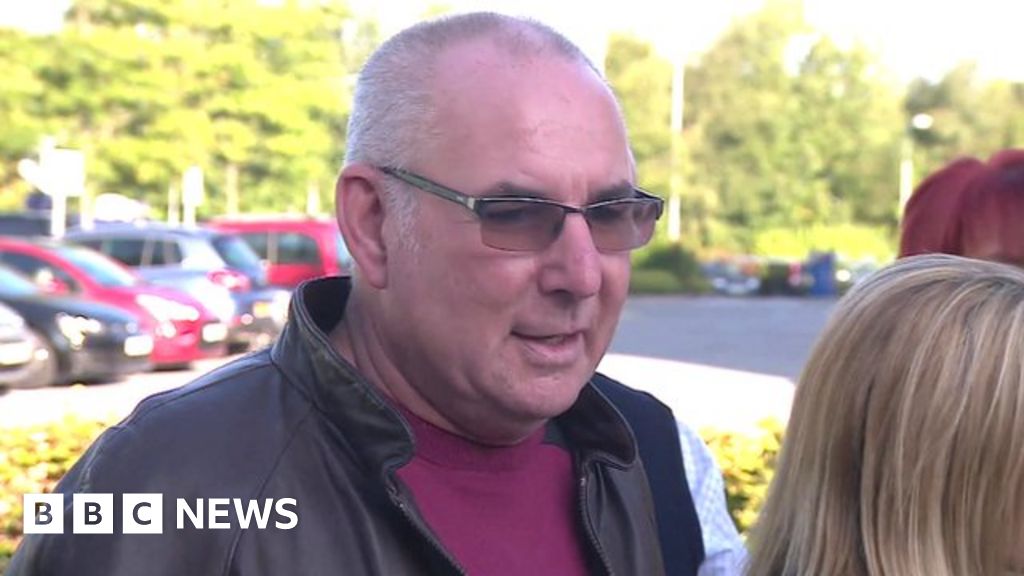 Hillsborough inquest: Kevin Williams' family 'had to carry on' - BBC News