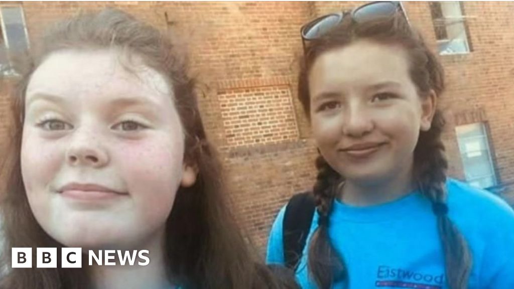 Lily Wythe: Fundraising girl's tribute to 'amazing' friend